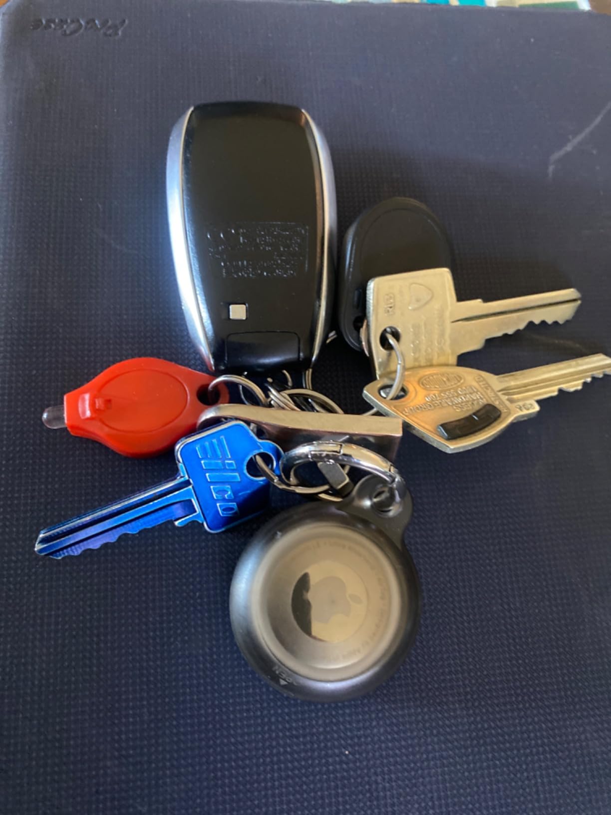 JETech 4 Pack Waterproof Case for AirTag with Keychain, Full Body Anti ...