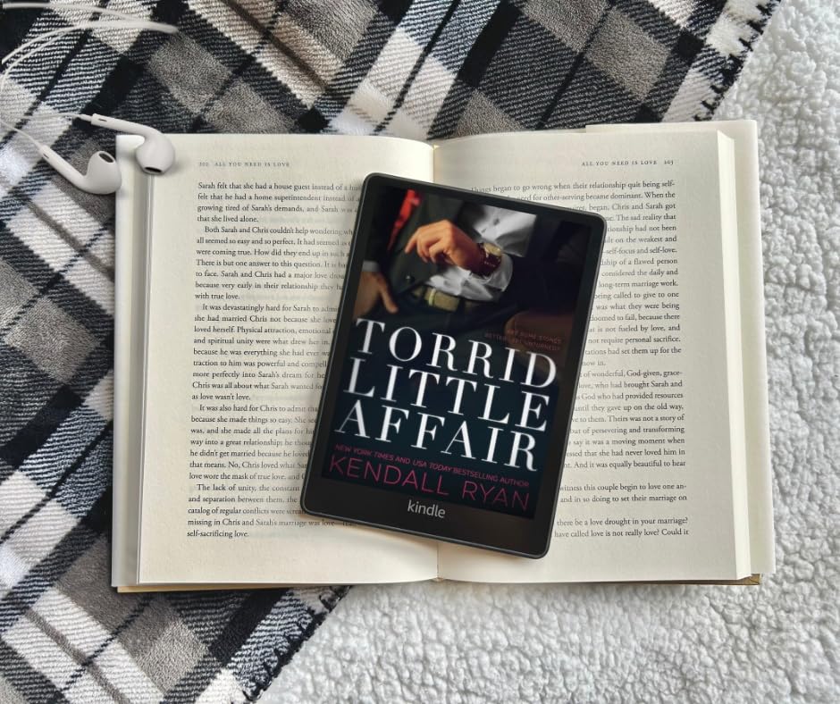 Torrid Little Affair (Forbidden Desires Book 3) - Kindle edition by ...