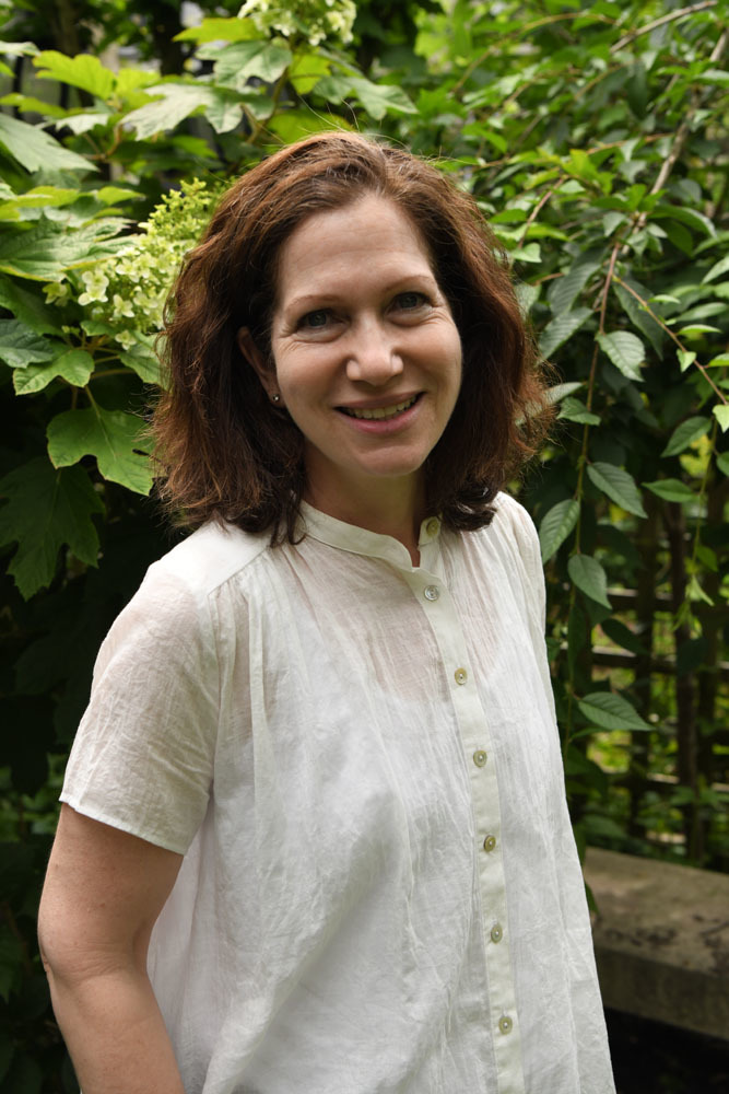 Amazon.com: Amy Waldman: books, biography, latest update