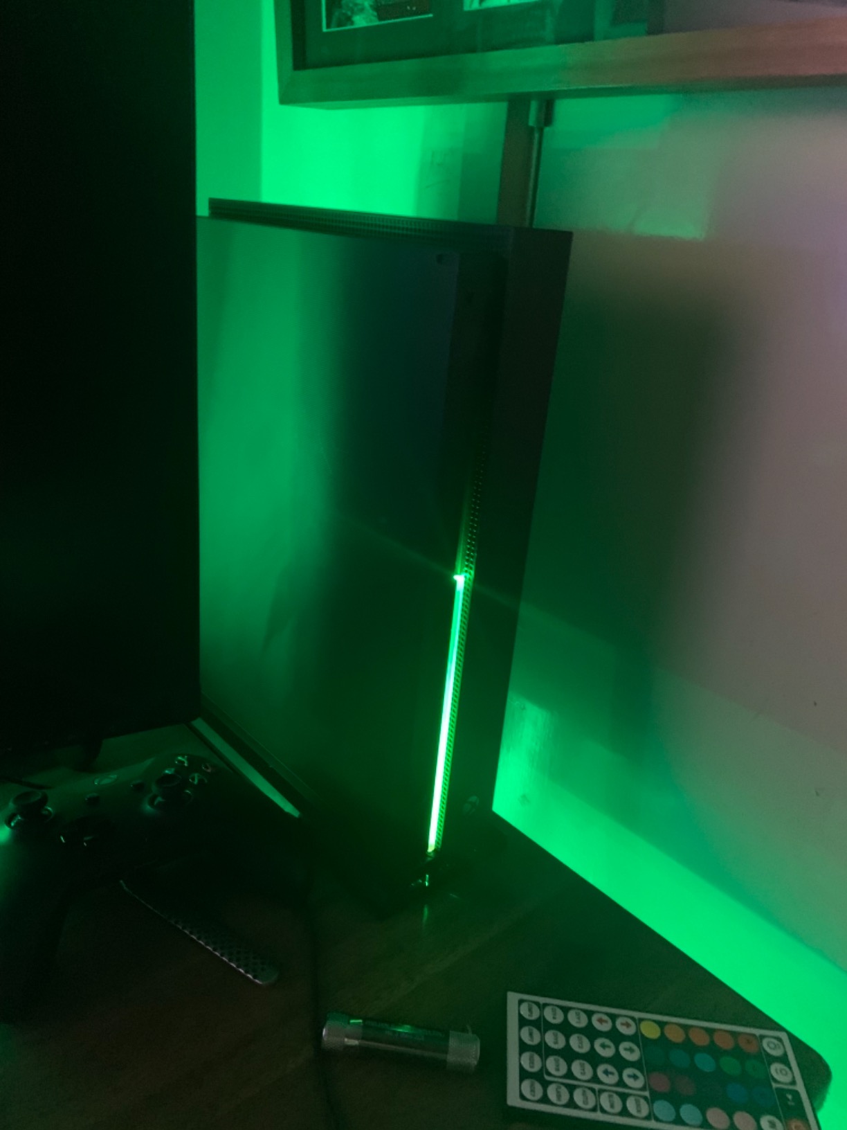 Xbox One X Vertical Stand with Cooling Fan, FastSnail Vertical Stand ...