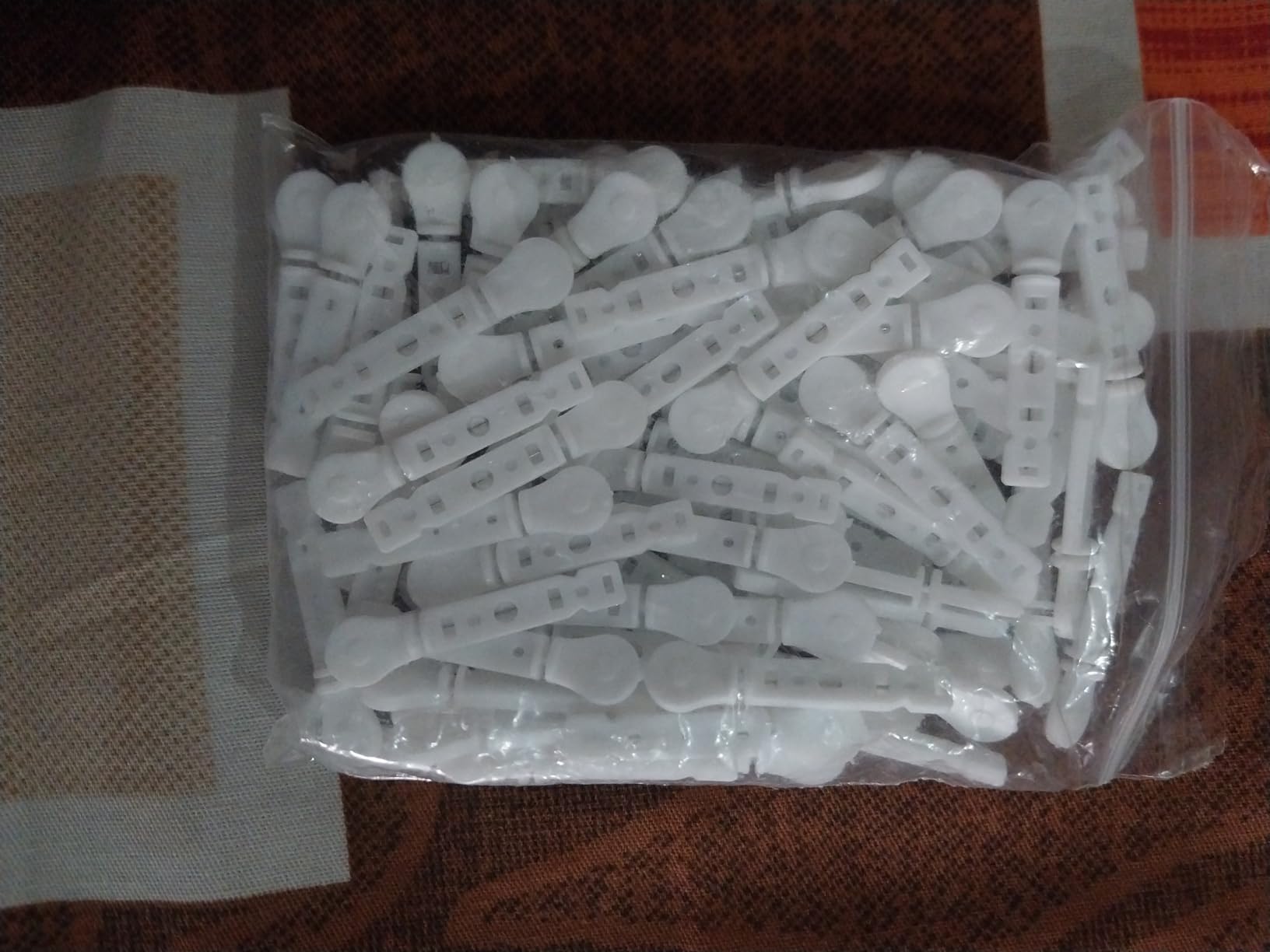 Wellstar 200 Flat LANCETS white COLOR Glucometer Lancets Glucometer ...