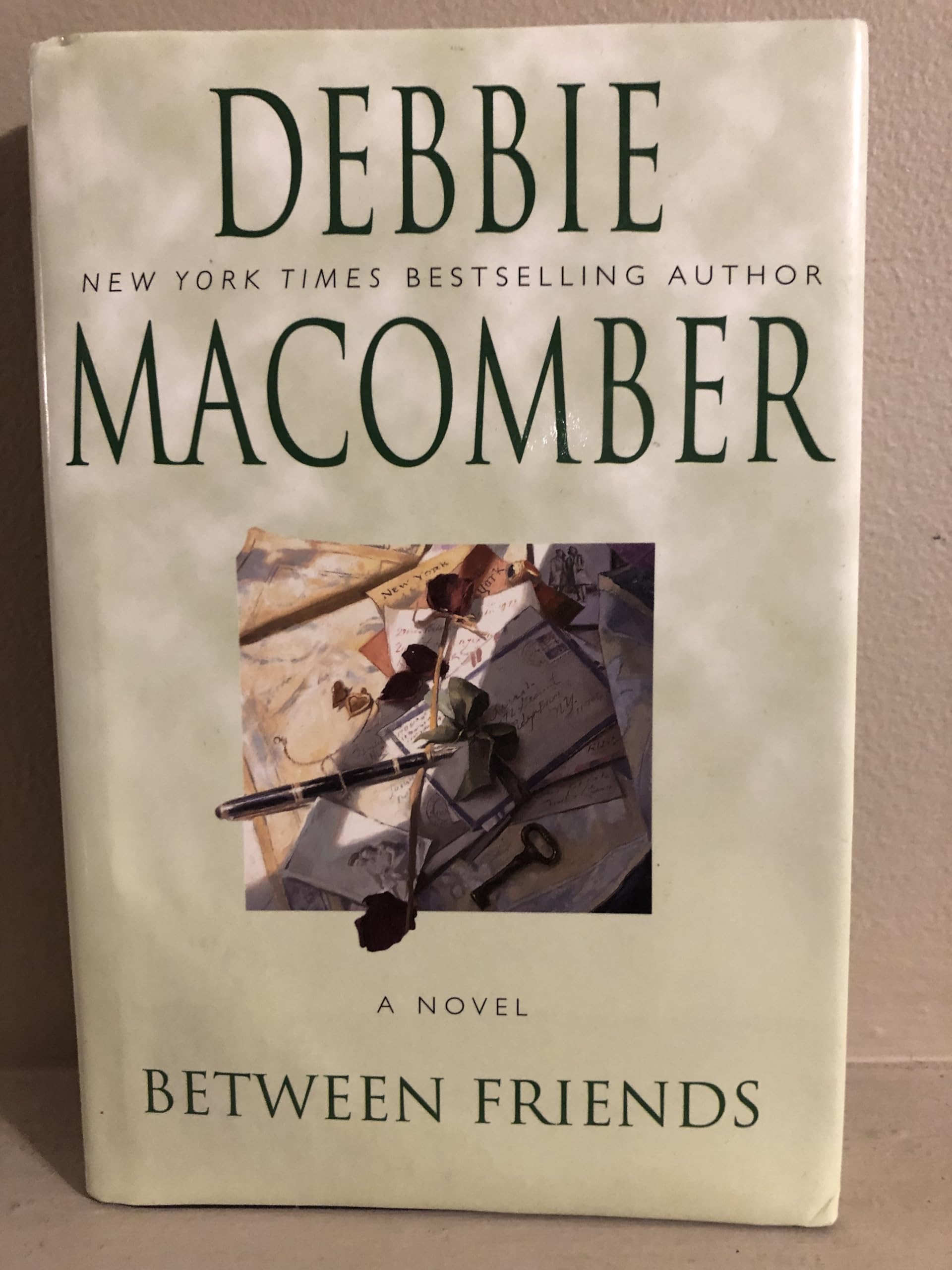 Amazon.com: Between Friends: 9781551669052: Macomber, Debbie: Books