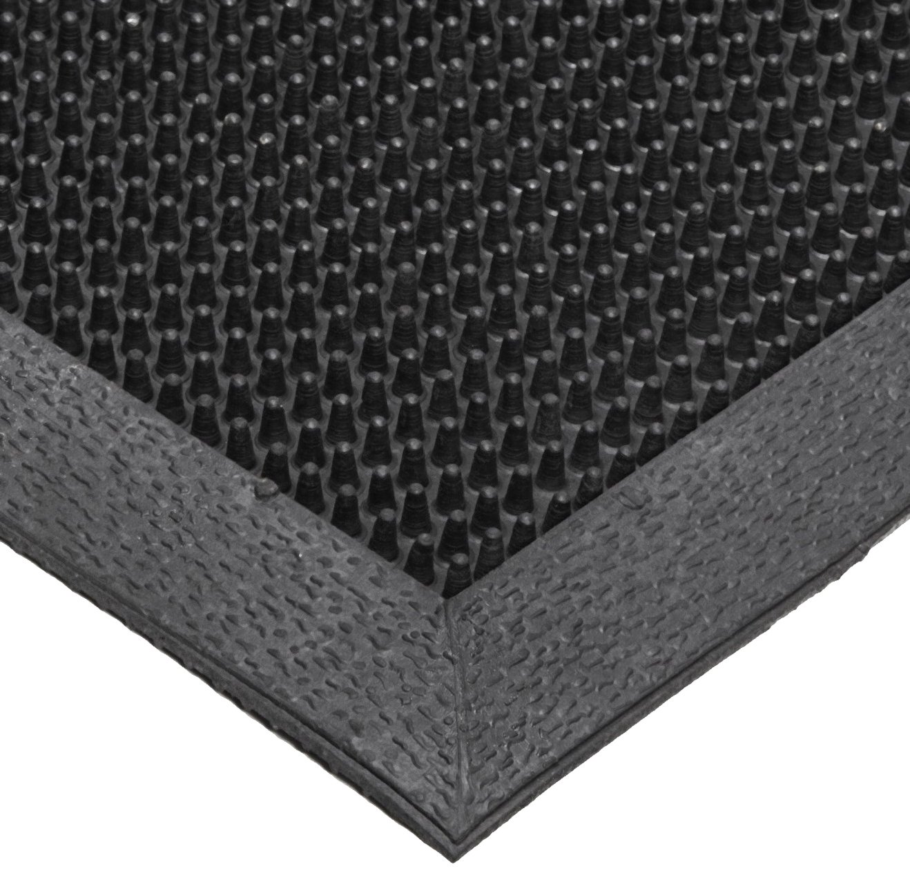 NoTrax T28 Finger Scrape® Flexible Rubber Scraper Mat, 32" X 39" Black