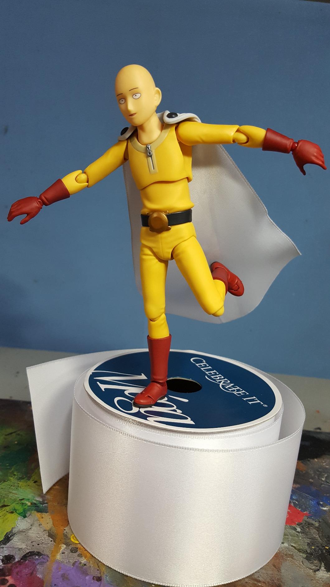 Amazon.com: Max Factory One Punch Man: Saitama Figma Action Figure ...