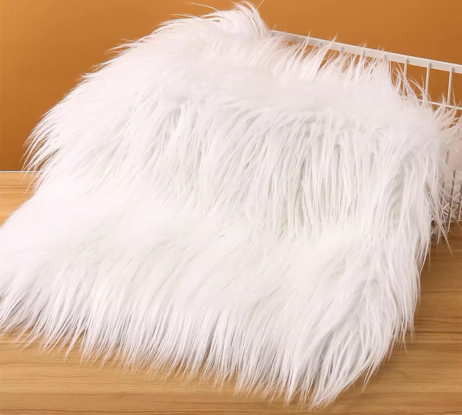 Amazon.com: 10" X 20" Inches White Faux Fur Fabric Square Patches for ...