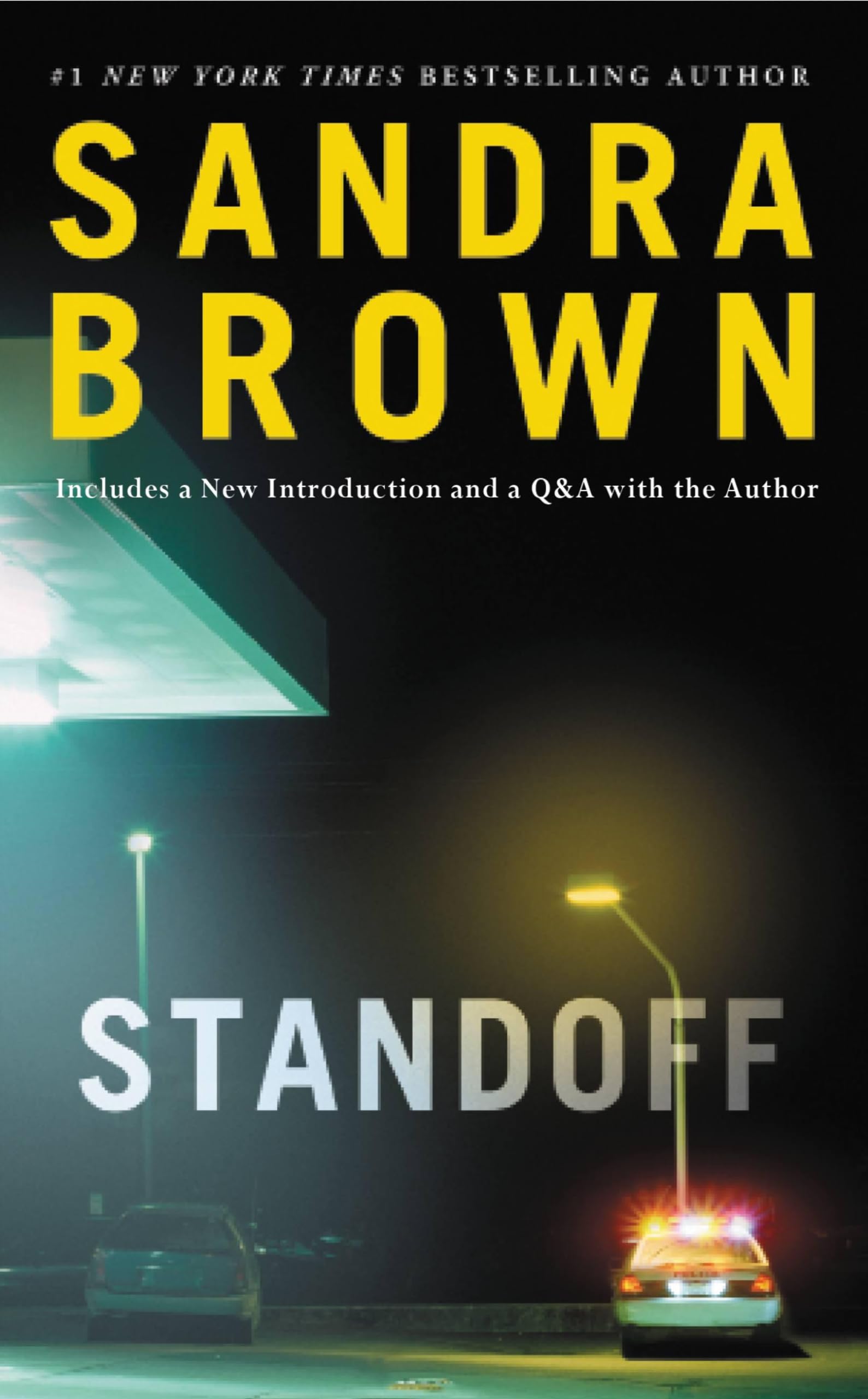 Amazon.com: Standoff: 9781455545469: Brown, Sandra: Books