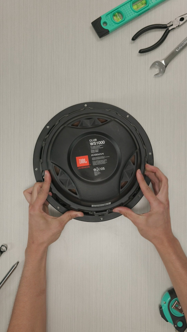 Jbl Club Ws1000 10 Shallow Mount Subwoofer