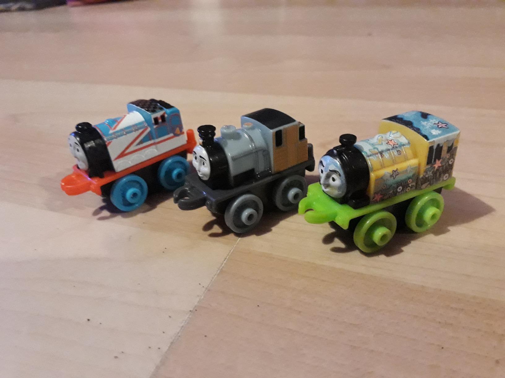 Thomas and Friends Minis Toy Pack of 3 Assorted : Amazon.co.uk: Toys ...