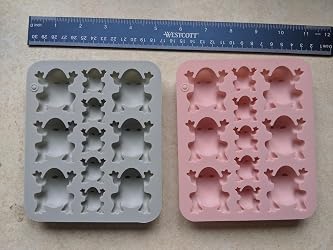 Amazon.com: 2 Pack Halloween Silicone Frog Chocolate Molds 3D Frog ...