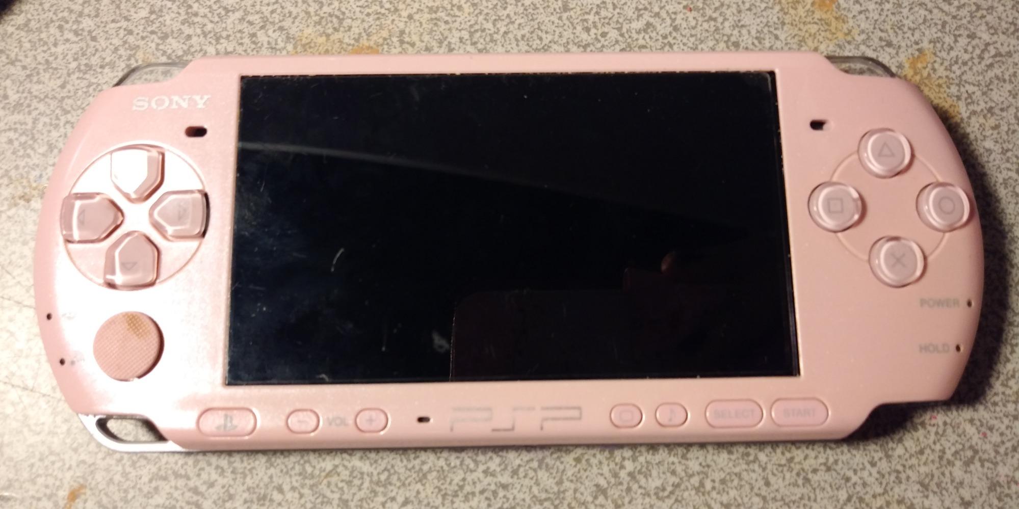 Amazon.com: Sony Psp-2000 Rose Pink Console : Video Games