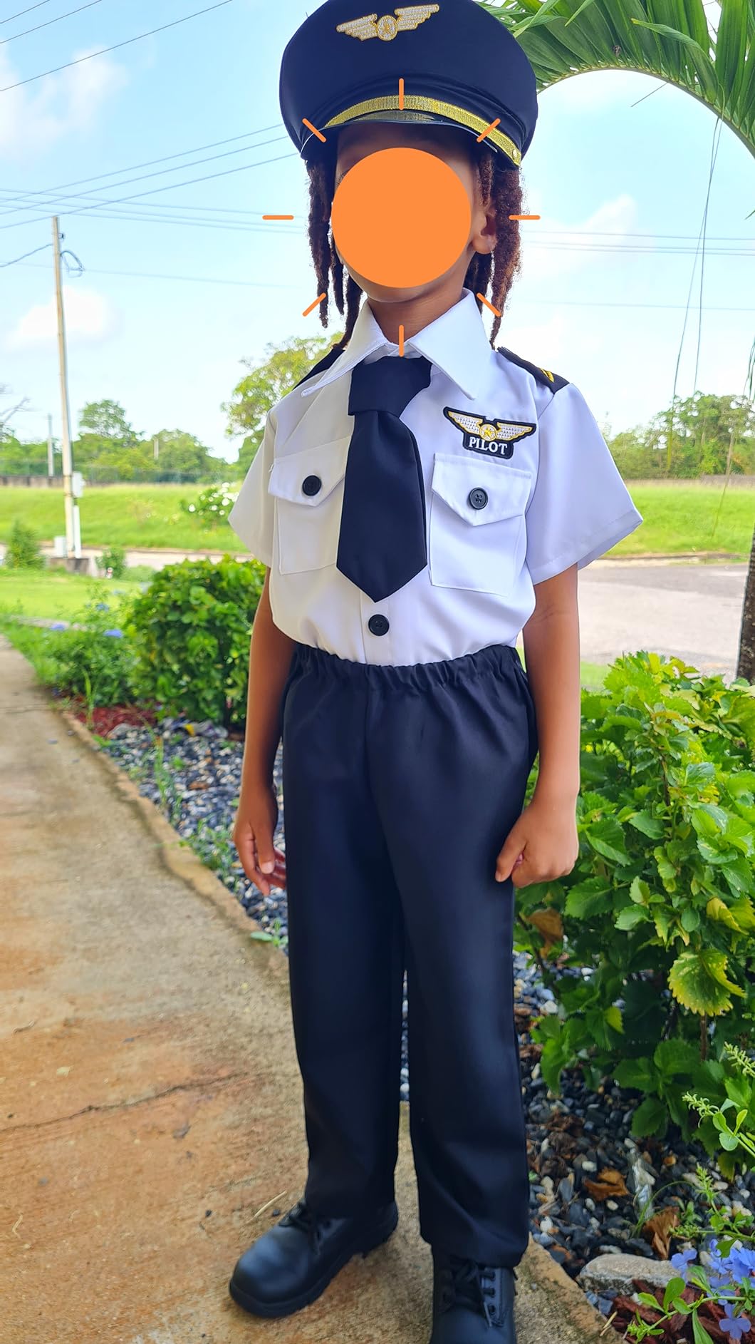 Amazon.com: Dress Up America Pilot Costume for Kids - Airline Captain ...