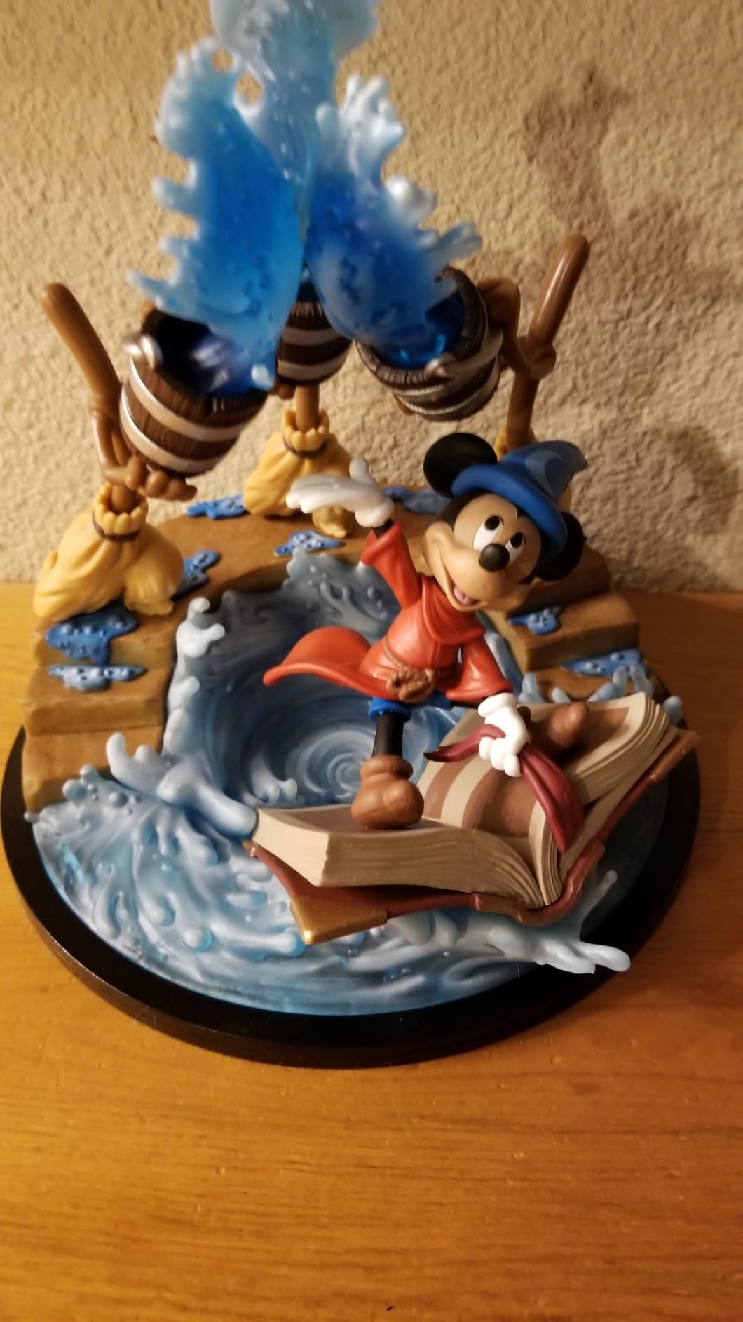 Amazon.com: QMX Quantum Mechanix Disney's Fantasia - Sorcerer Mickey 7 ...