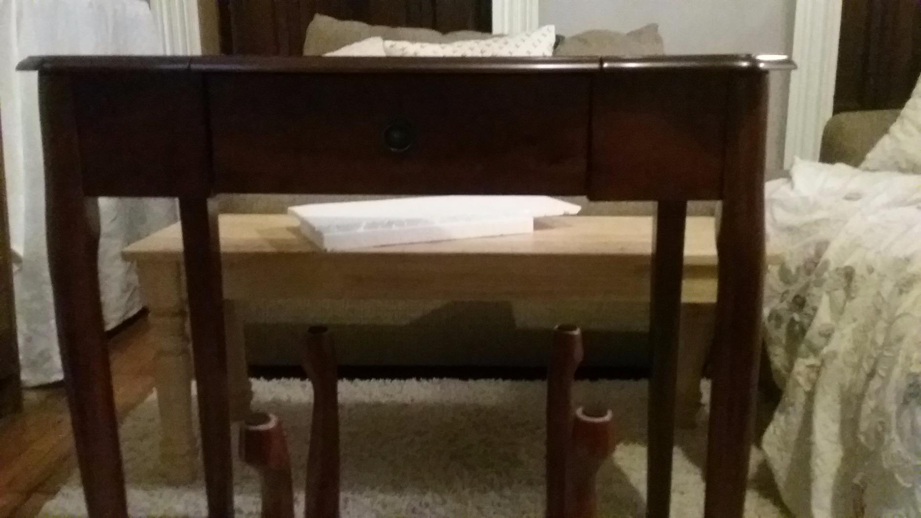 Amazon.com: Linon Home Decor Ruby Vanity Set : Home & Kitchen