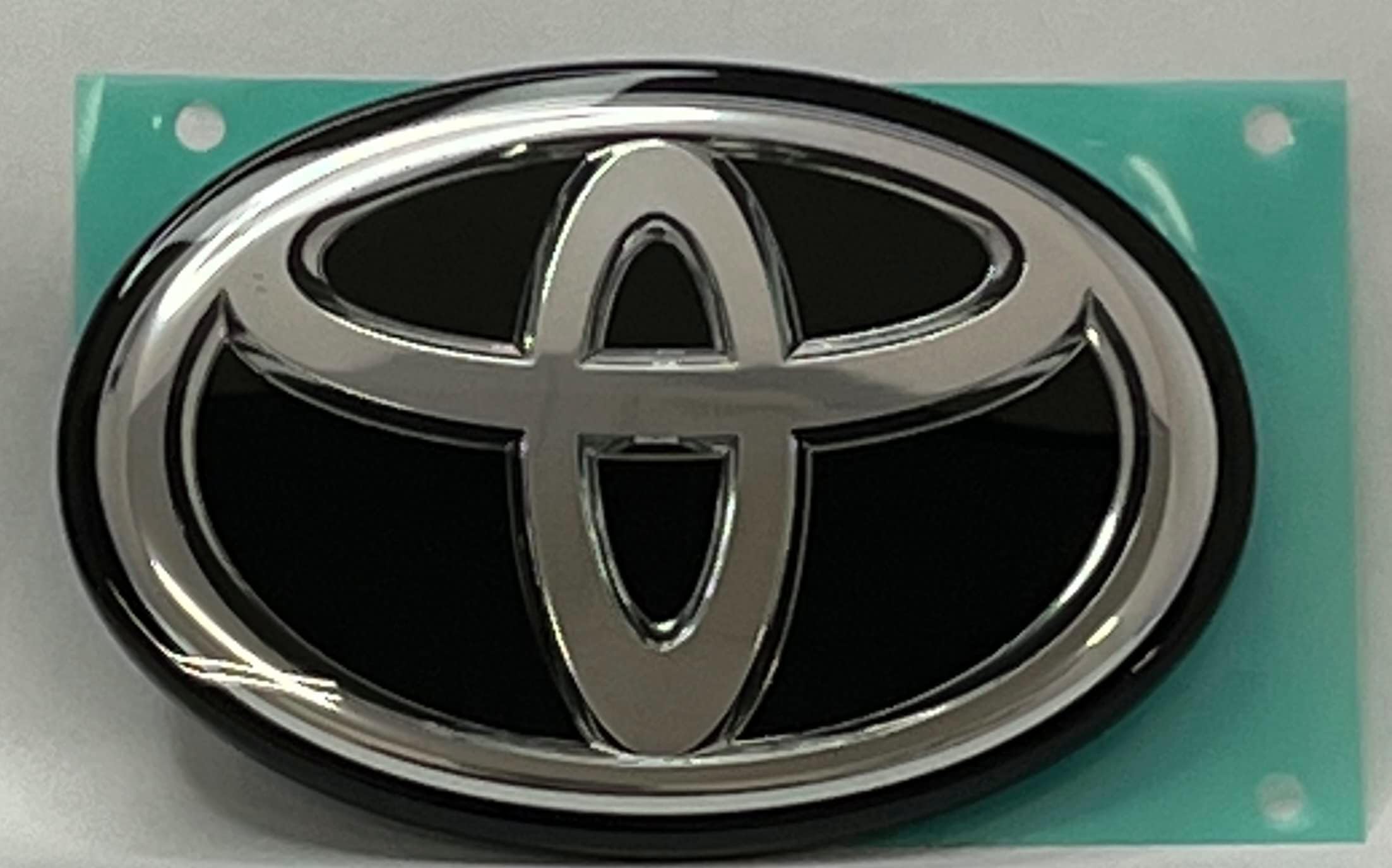 Amazon.com: Genuine Toyota 90975-02140 GR Emblem : Automotive