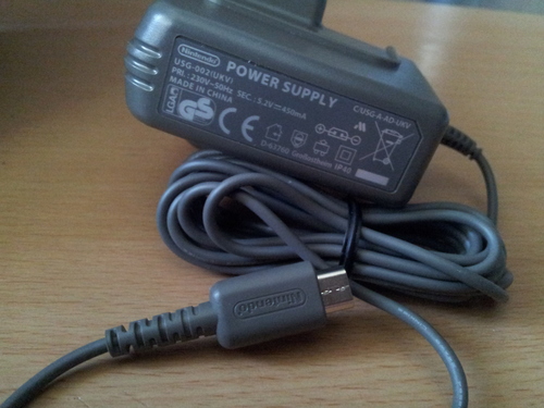 Nintendo DS Lite Power Supply (Nintendo DS) : Amazon.co.uk: PC & Video ...