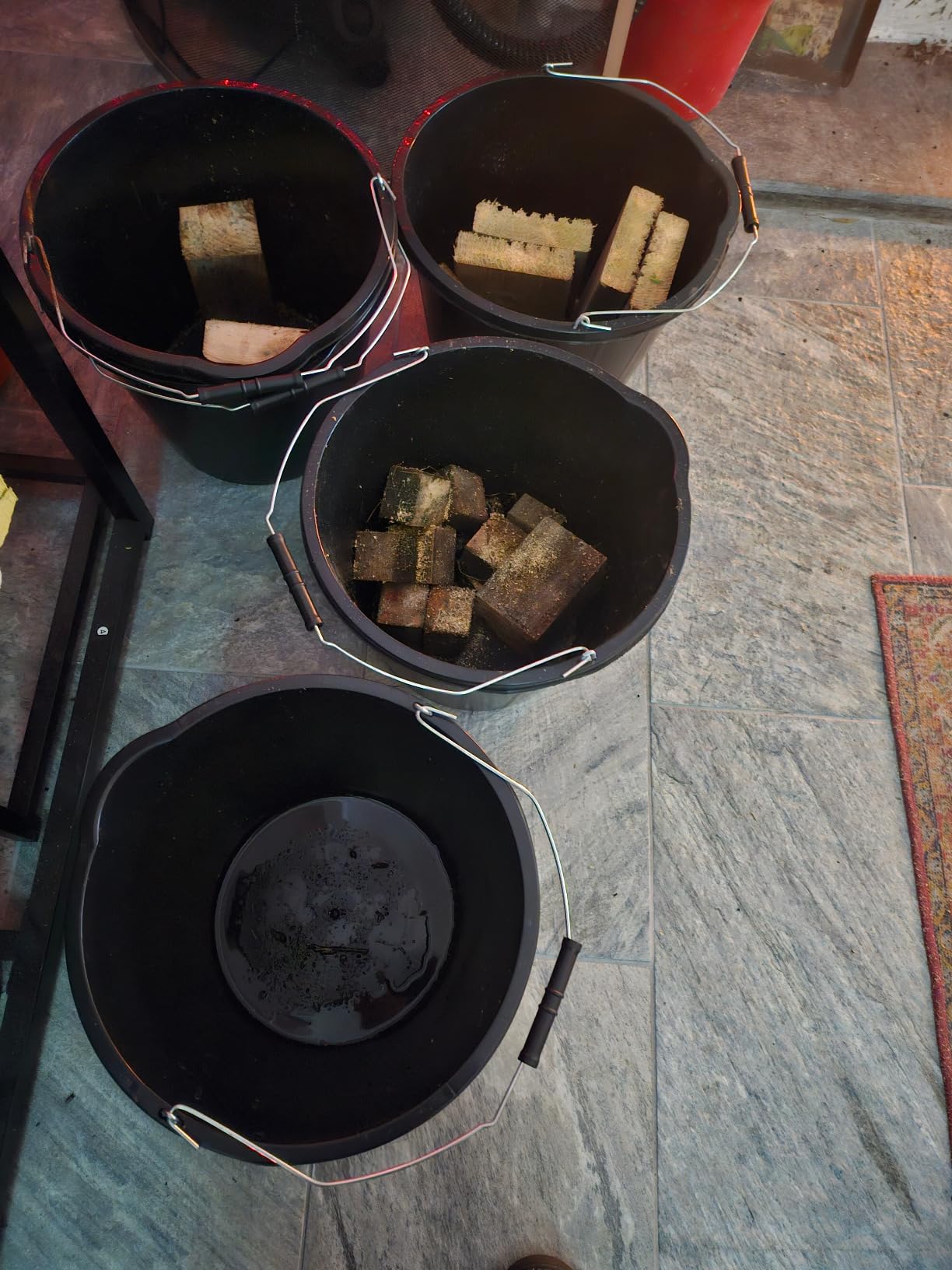 10 x Black Plastic Builders Bucket 3 Gallon 14 Litre Water Mixing ...