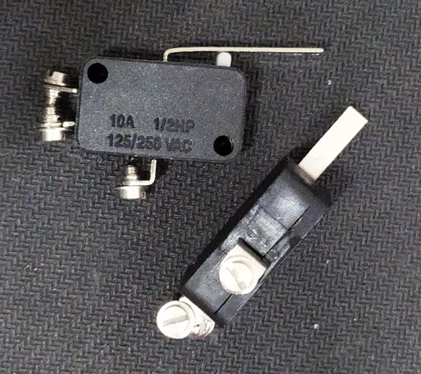 SE940 LIMIT SWITCH END STOP SPDT Micro 10A 250V (Pack of 1) : Amazon.in ...