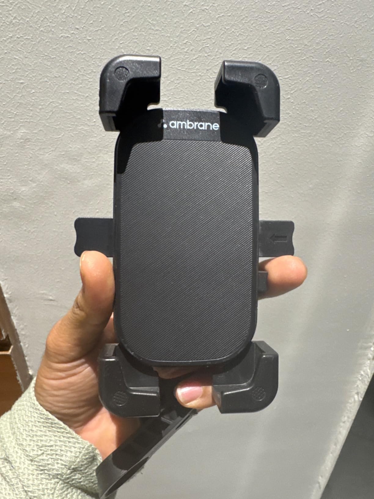 Ambrane Mobile Phone Holder Stand for Bikes, Autos, 360° Rotation, One ...