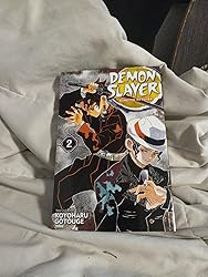 Amazon.com: Demon Slayer: Kimetsu no Yaiba, Vol. 2 (2): 9781974700530 ...