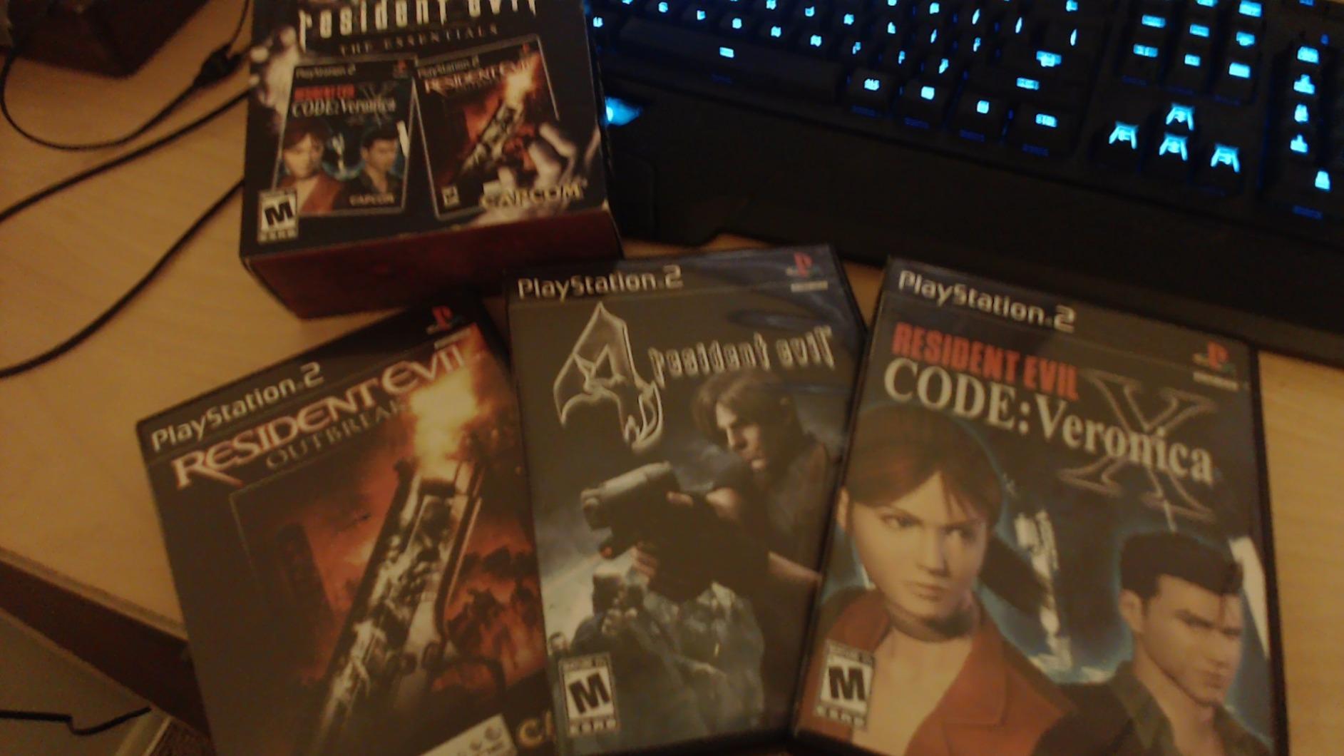 Amazon.com: Resident Evil Essentials (Resident Evil Code: Veronica X ...