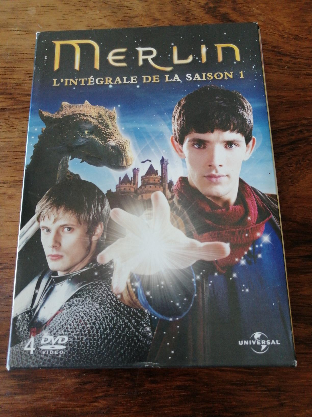 Merlin: L'intégrale de la saison 1 - Coffret 4 DVD: DVD et Blu-ray ...