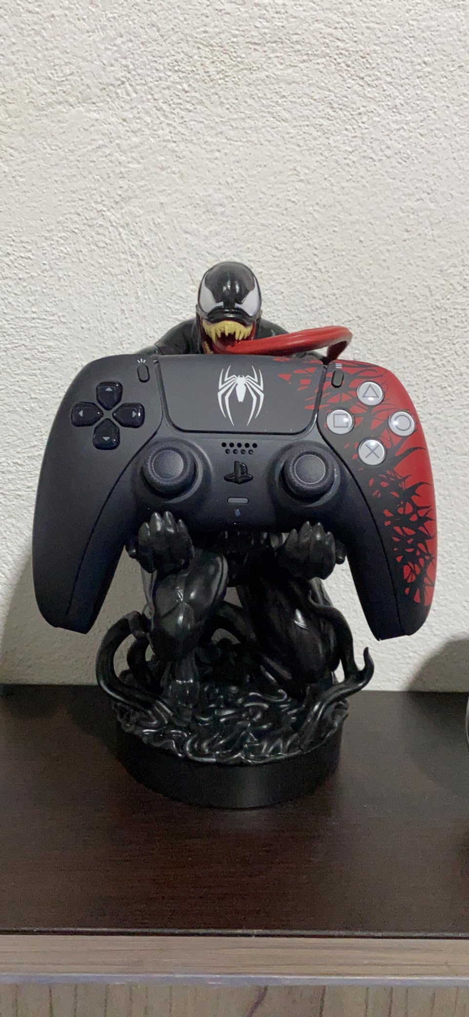 Exquisite Gaming: Marvel: Venom - Original Mobile Phone & Gaming ...