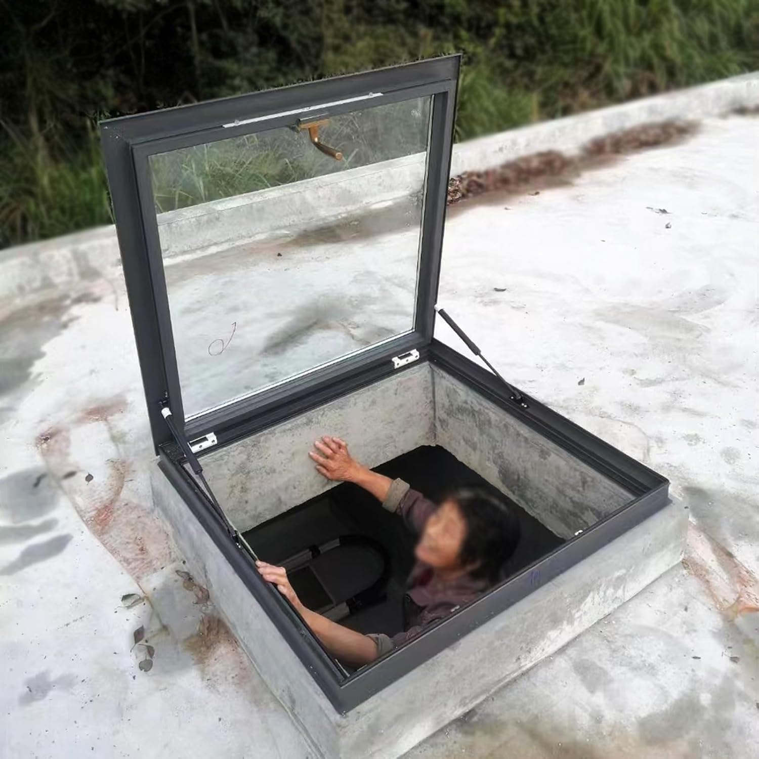 Amazon.com: Vibeo Easy Open & Close Roof Windows, Sealed Skylight with ...