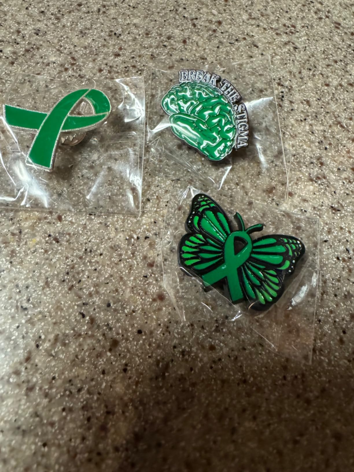 Amazon.com: Loetere 36 Pcs Mental Health Awareness Enamel Lapel Pin ...