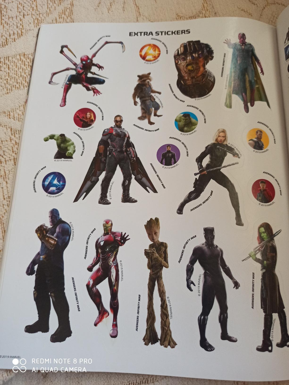 Ultimate Sticker Collection: Marvel Studios : DK: Amazon.in: Books