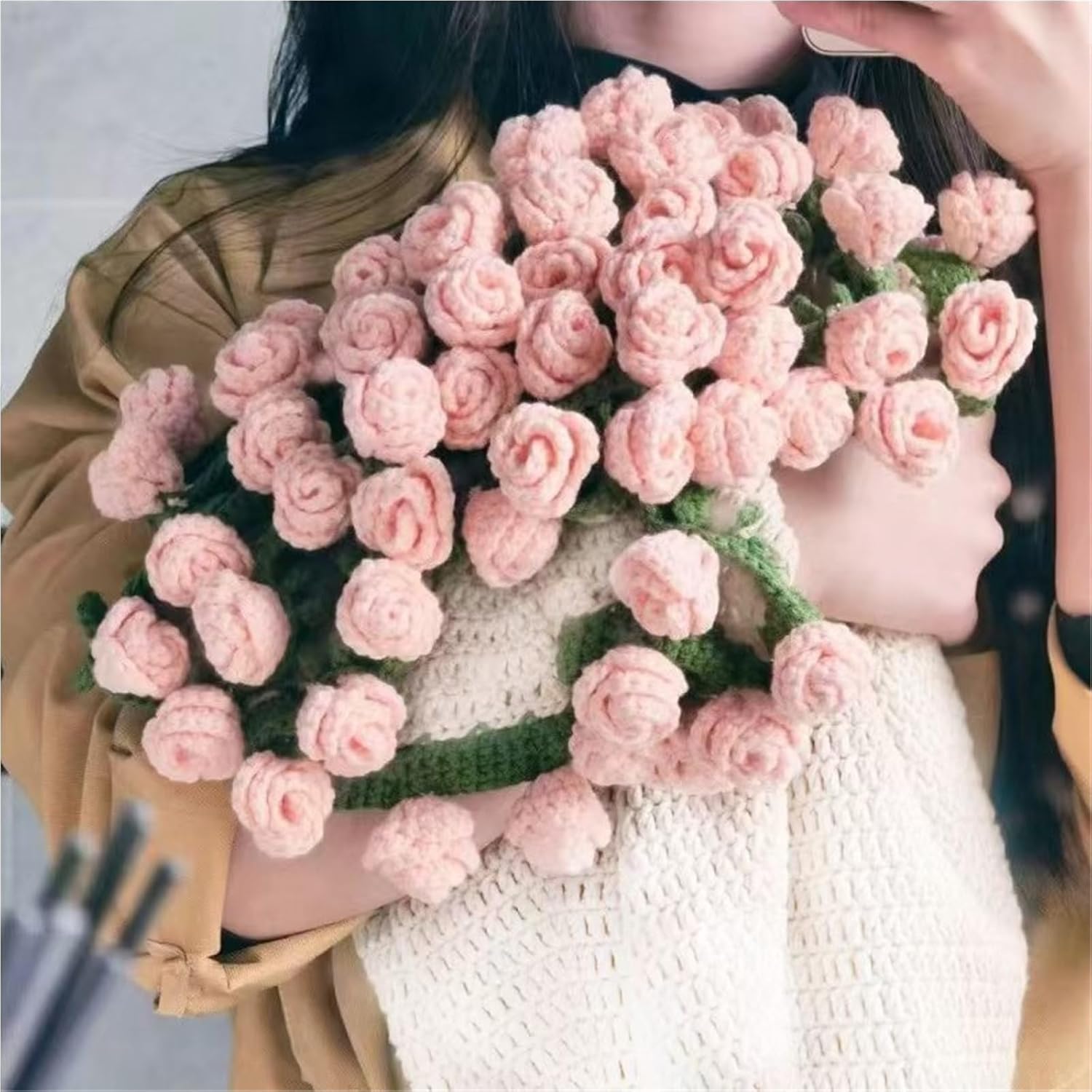 Amazon.co.jp: 完成品 かぎ針編みの花束ブランケット、花バラブランケット手作り、DIY手作りブーケ、スロー(Pink,110cm ...