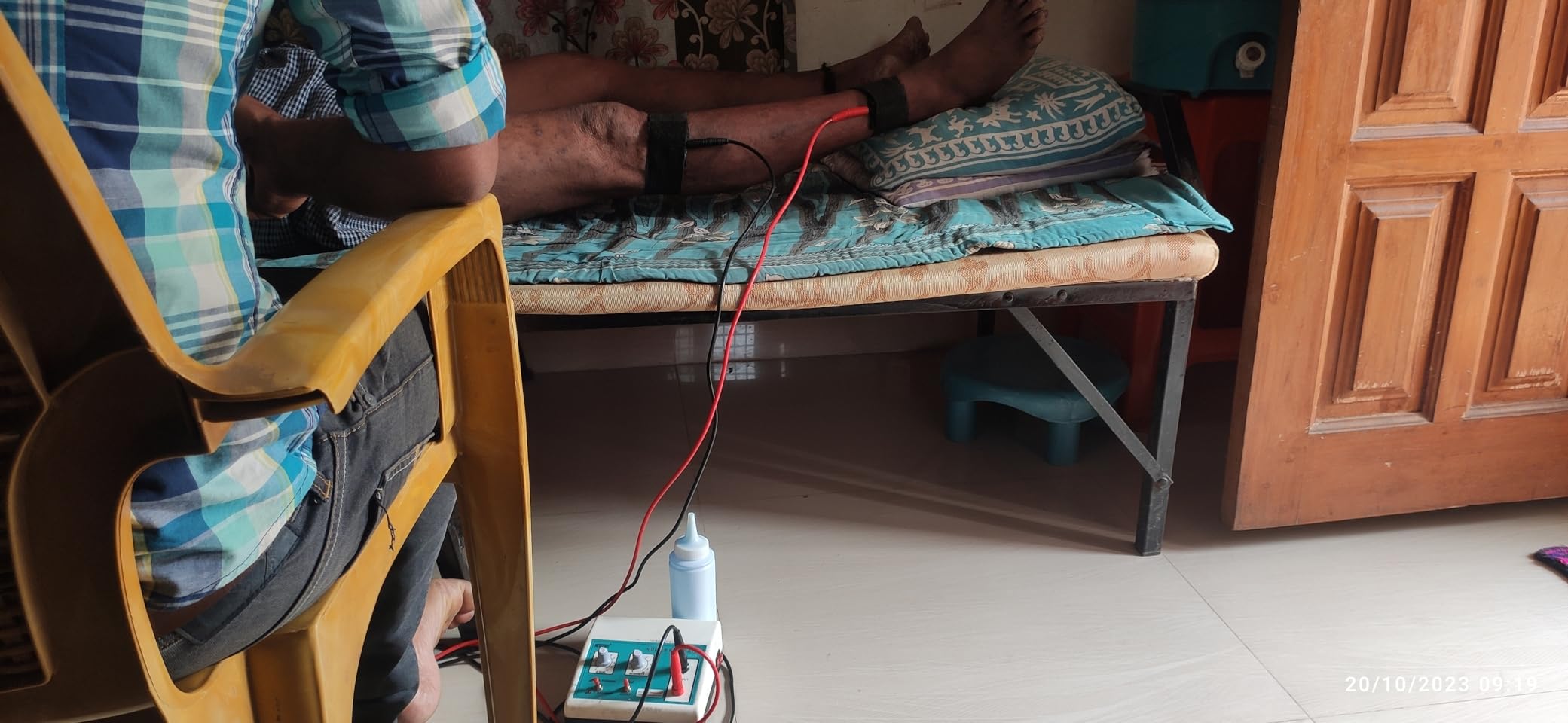 MEDGEARS Two Channel Machine Muscle Stimulator Machine Galvanic ...