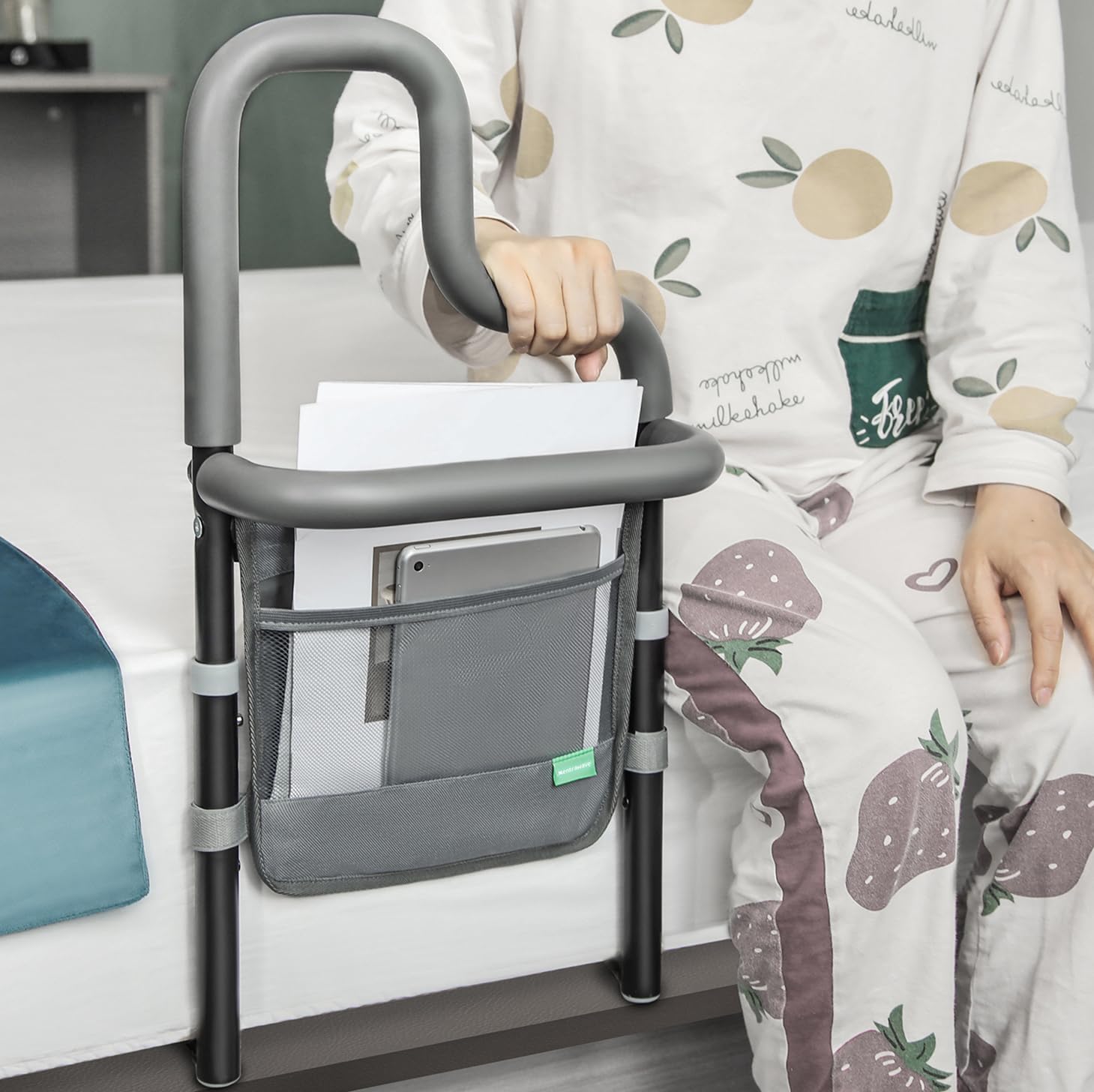 Amazon.com: MTWML Bed Rails for Elderly Adults,Safety Bed Assist Rail ...