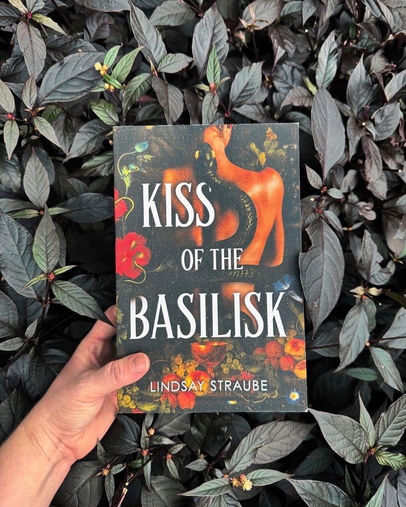 Kiss of the Basilisk (Deluxe Edition): A Split or Swallow Novel: 1 ...