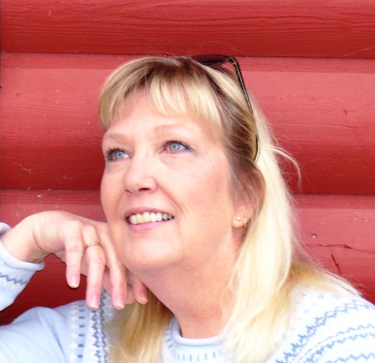 Amazon.com: Julie Beck: books, biography, latest update