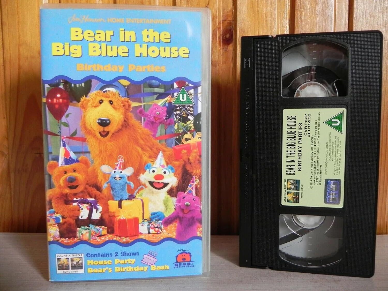 Amazon.com: Bear in the Big Blue House [VHS] : Noel MacNeal, Peter Linz ...