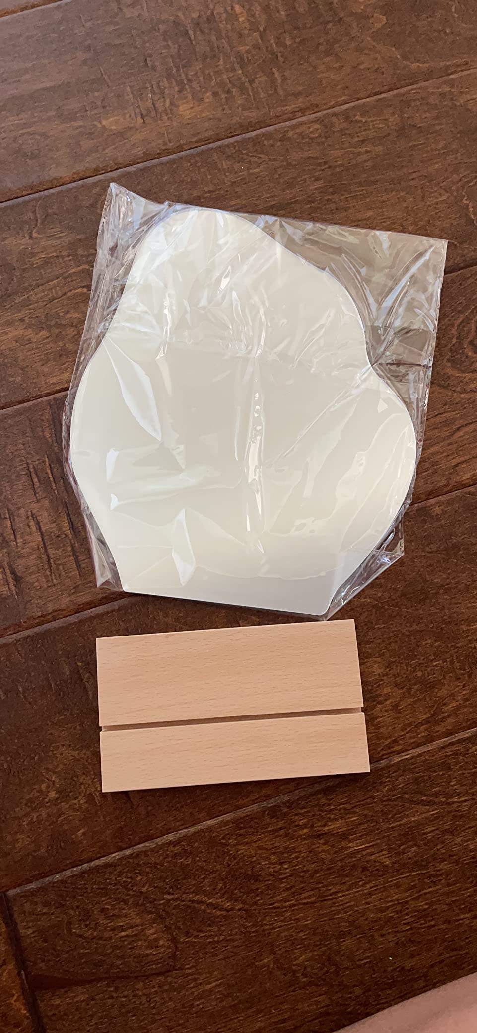 $2/mo - Finance Aesthetic Room Decor Desk Mirror, Decorative Locker ...