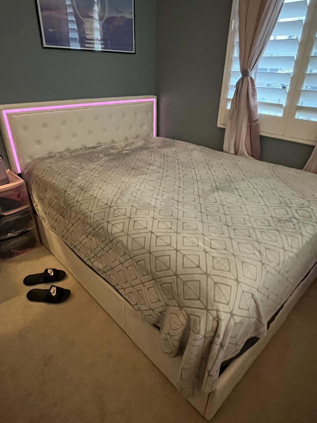 $10/mo - Finance Keyluv Queen Upholstered LED Bed Frame with 4 Drawers ...