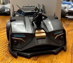 Amazon.com: DC Comics, Crusader Batmobile Playset with Exclusive 4-inch ...