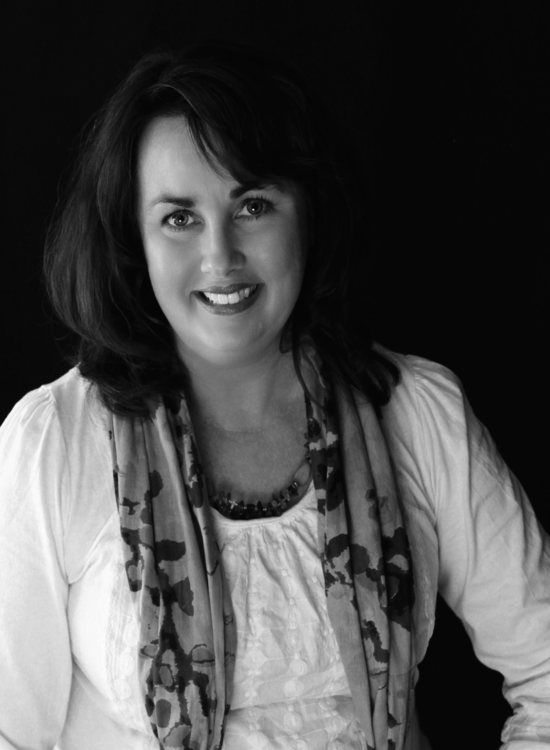 Amazon.com: Catherine Moore: books, biography, latest update