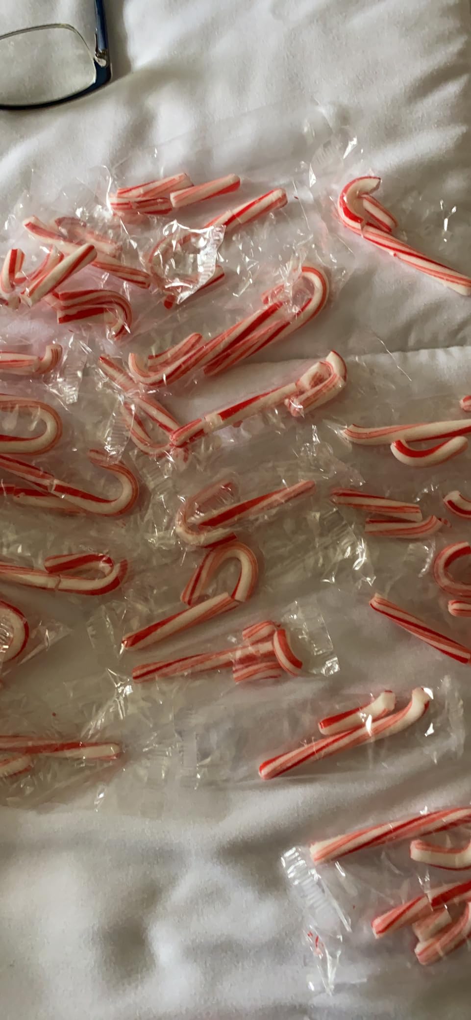 Amazon.com: Brach’s Mini Mint Canes – 100-Count Mint Candy Canes – Mini ...