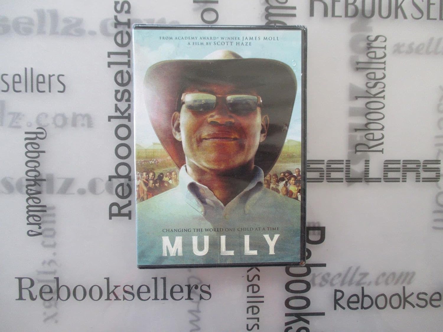 Amazon.com: Mully [DVD] : Scott Haze, Charles Mully, Esther Mully ...