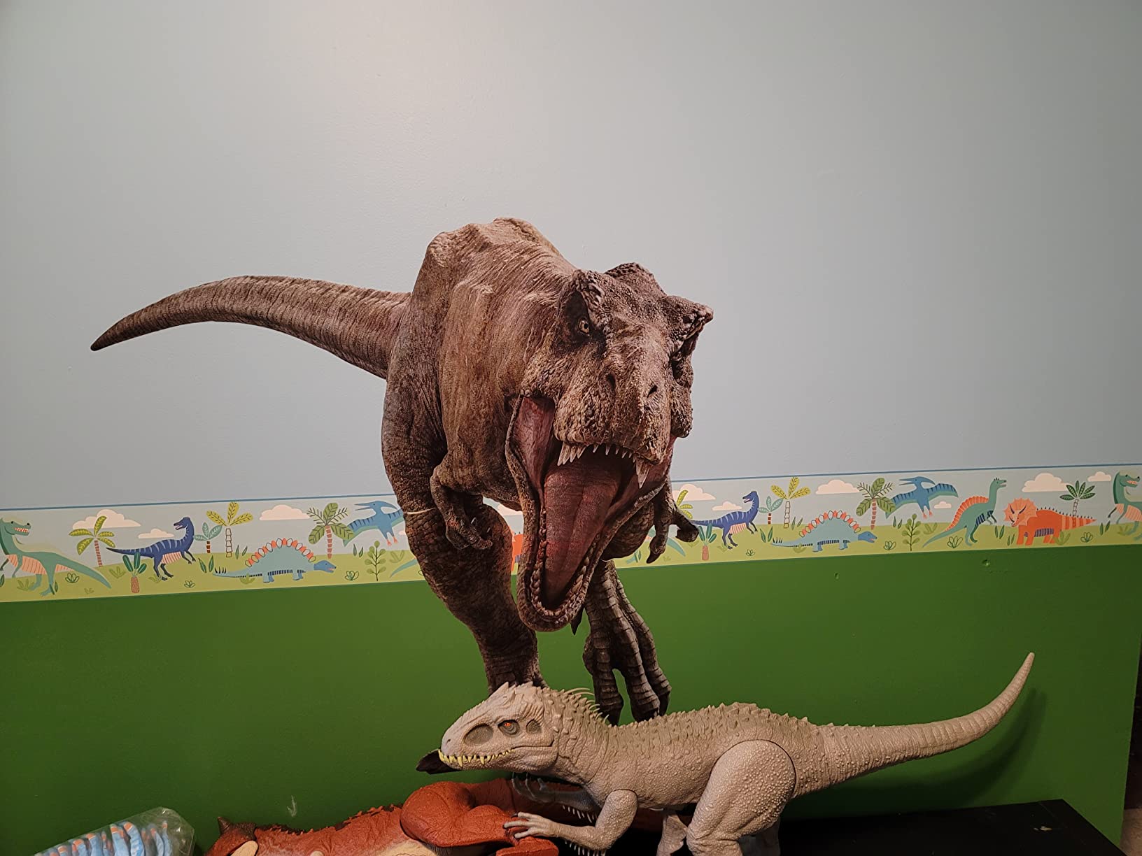 $5/mo - Finance Jurassic World Fallen Kingdom T-Rex Giant Peel and ...