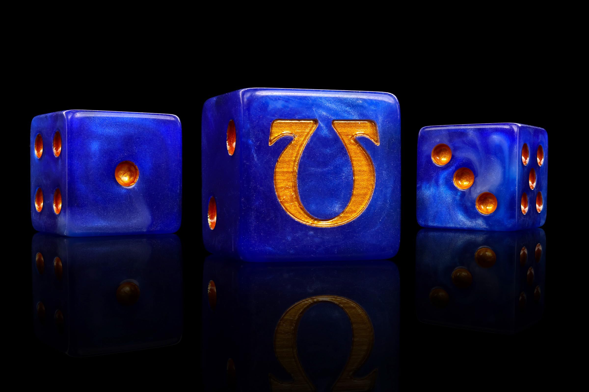 Amazon.com: Baron of Dice, Omega Gold, Set of 25 Resin Dice (Square ...