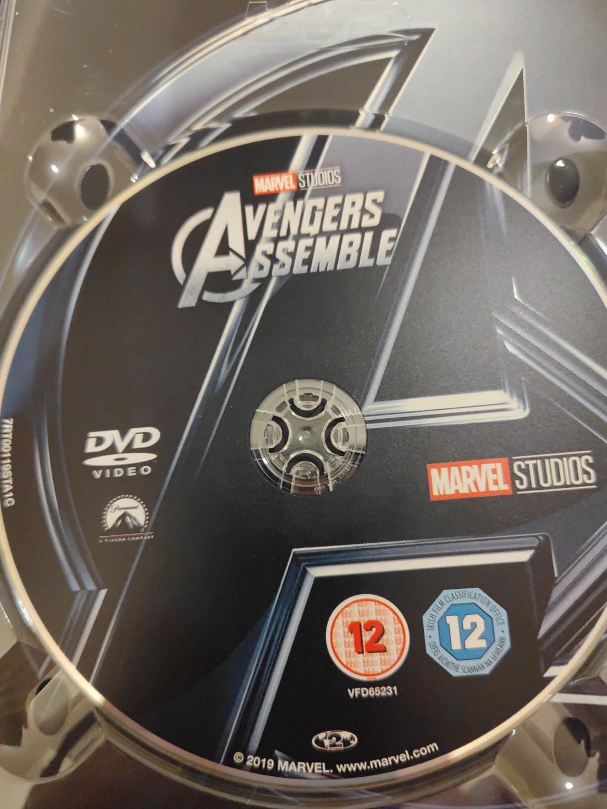 Marvel Avengers Assemble [DVD]: Amazon.co.uk: DVD & Blu-ray