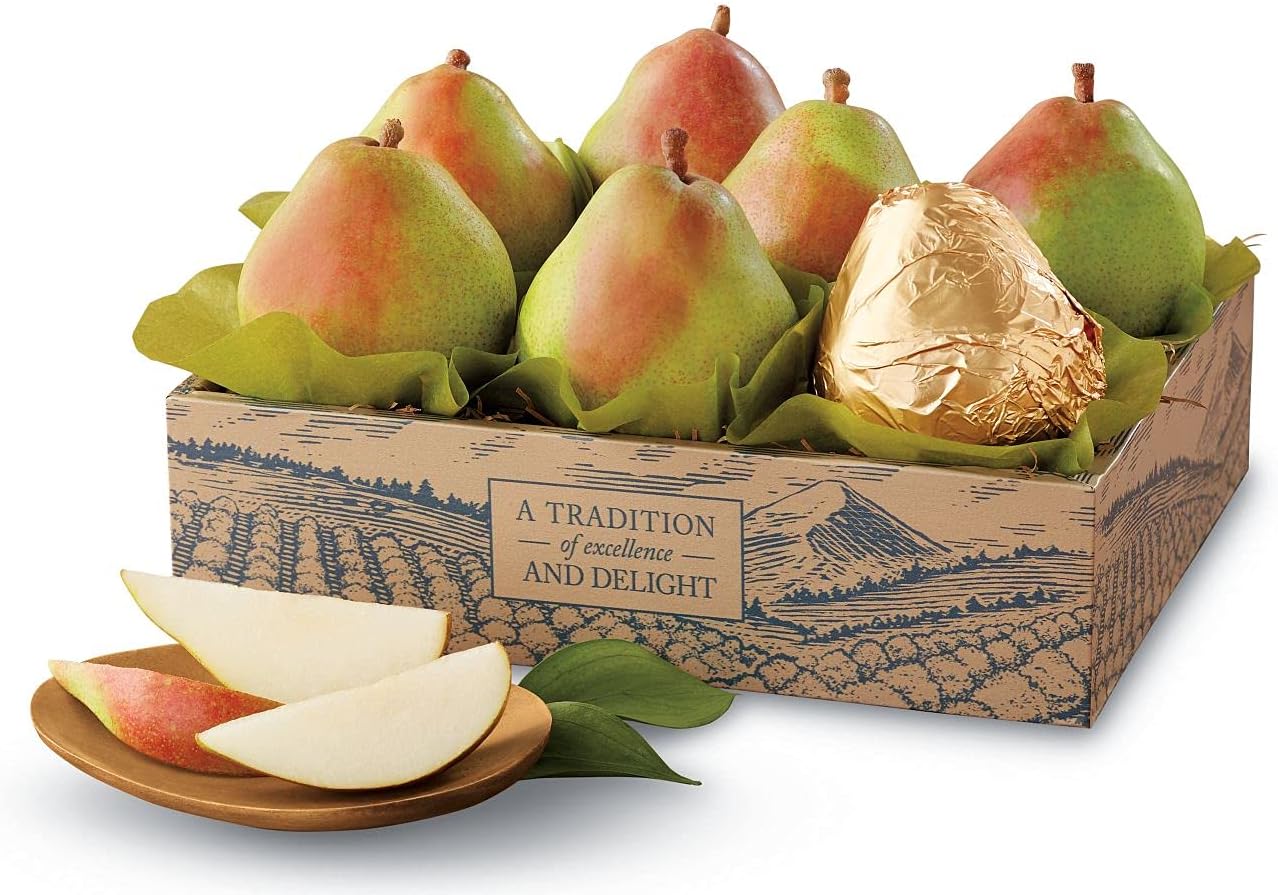 Amazon.com : 5lb Colossal Comice Pear Fruit Box : Fresh Comice Pears ...
