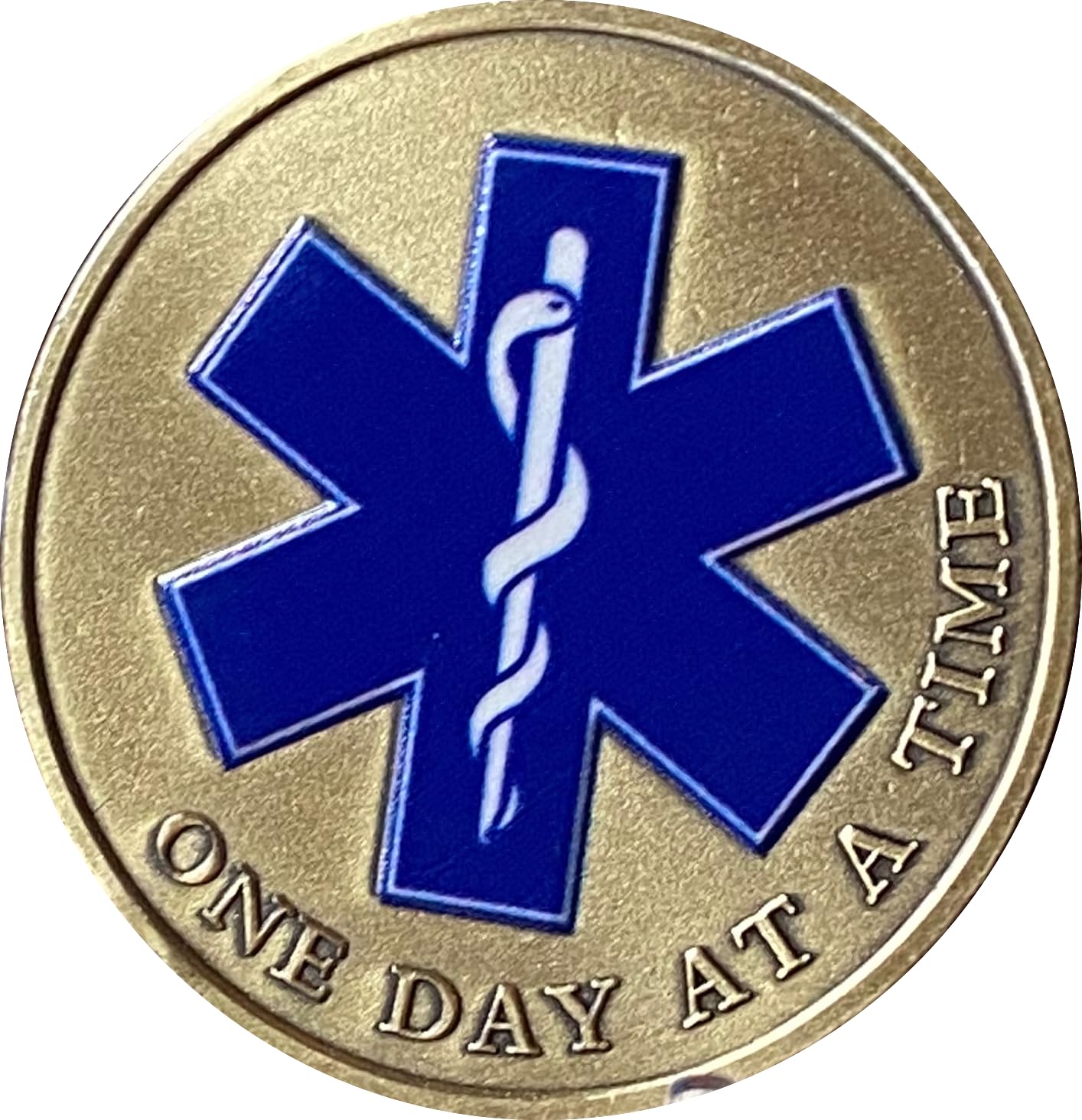 Amazon.com: First Responders EMS One Day at A Time Medallion Serenity Prayer Chip : Health ...