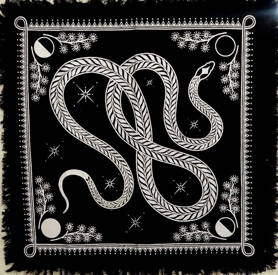 Amazon.com: CRAFT KALA Tarot Altar Cloth Square Witchcraft Supplies ...