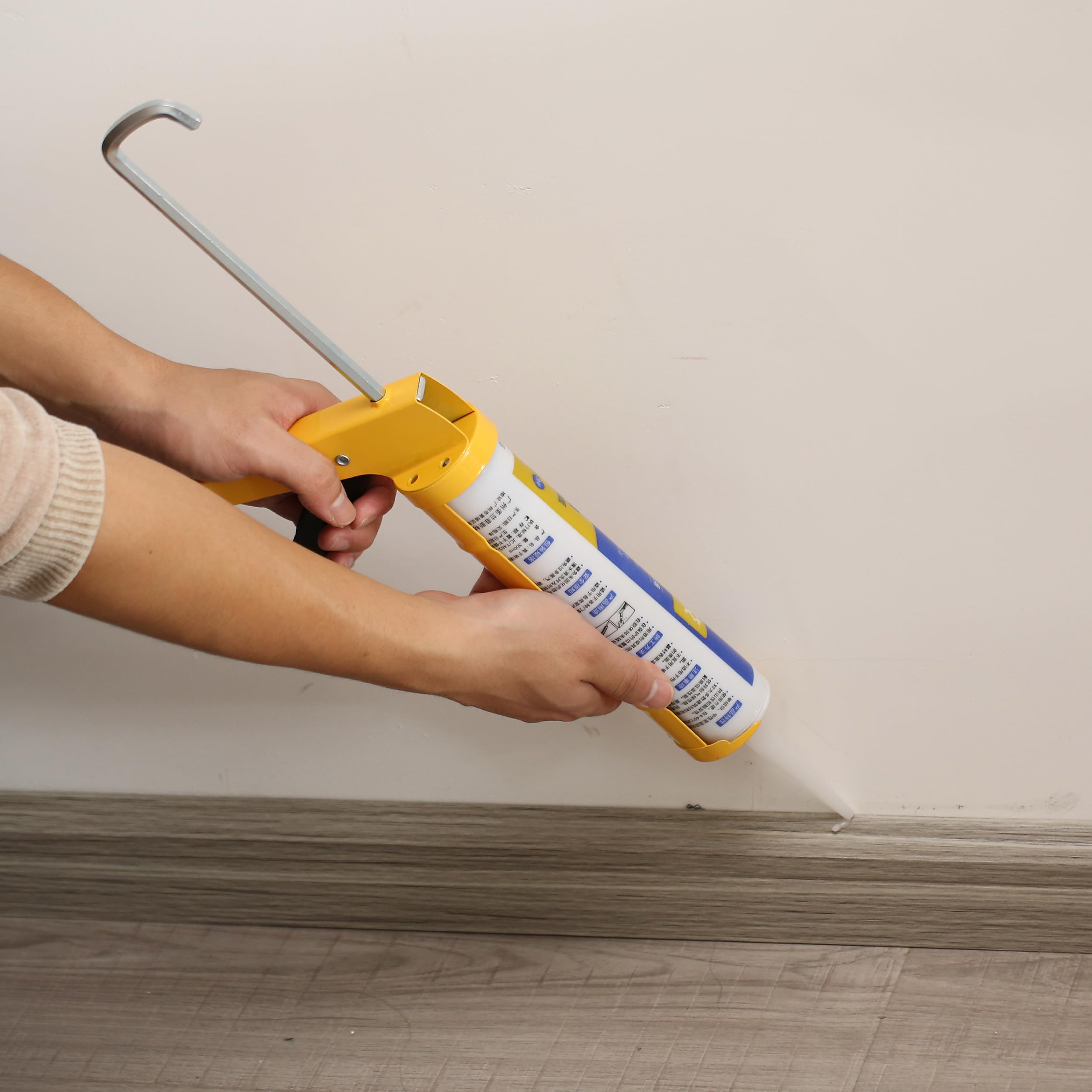 Snapklik.com : Bates- Caulking Gun, 10:1 Thrust Ratio, Yellow, Caulking ...