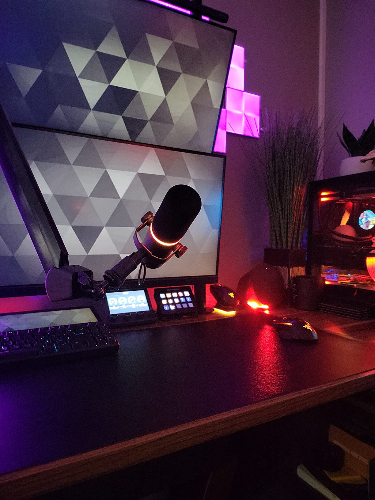 $47/mo - Finance BEACN Mic Light - USB C Broadcast Dynamic Microphone ...