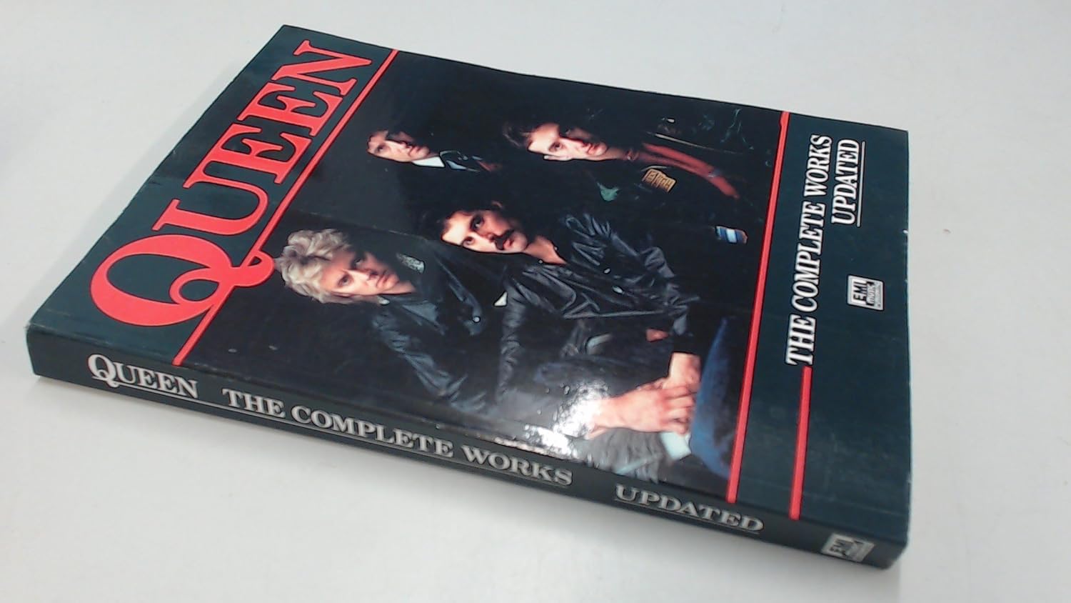 Amazon.com: Queen the Complete Works Updated: 9780861753550: Bolton ...